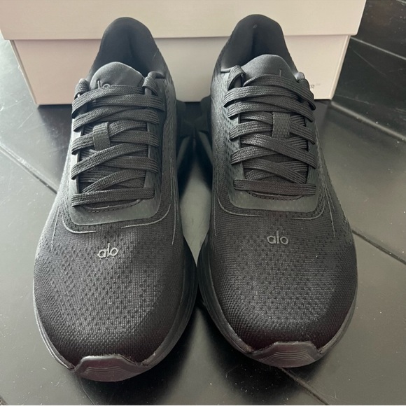 ALO Yoga | Shoes | Alo Yoga Runner Sneakers | Poshmark